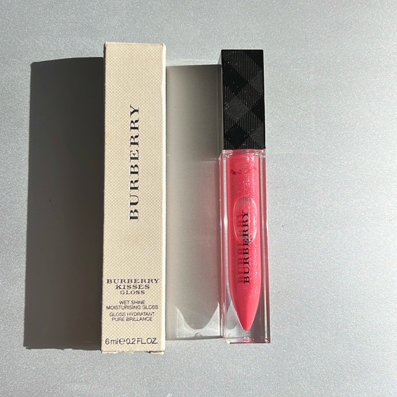 Burberry | Makeup | Burberry Kisses Gloss In Pink Mist | Poshmark